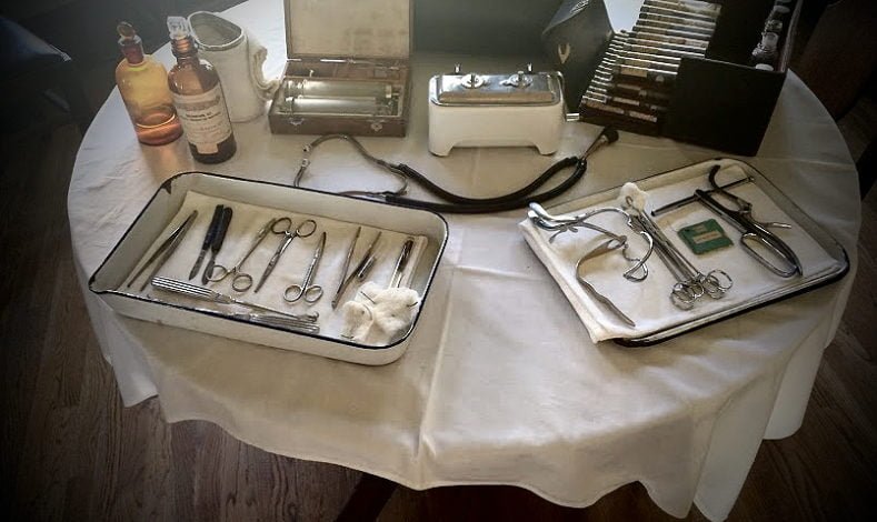 Standing in the Uncomfortable Boots of a Victorian Doctor: Historical ...